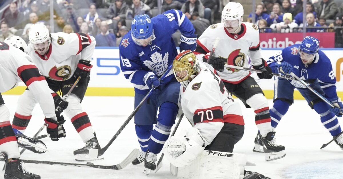 "Senators" saber sešas ripas "Maple Leafs" vārtos, "Kings" pieveic ...