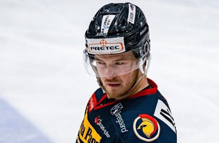 Ponomarenko apšauda pretinieku vārtus, aktīvs arī Rimjāns - Hokeja ziņas