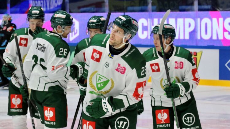 "Farjestad BK" iemet 5 ripas somiem, Štraubingas "Tigers" sakauj ...