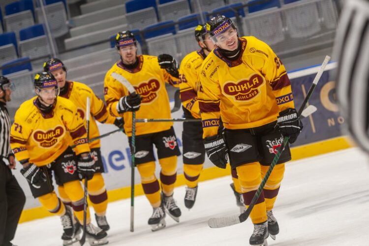 Kulda atnes uzvaru papildlaikā latviešu derbijā (VIDEO) - Hokeja ziņas